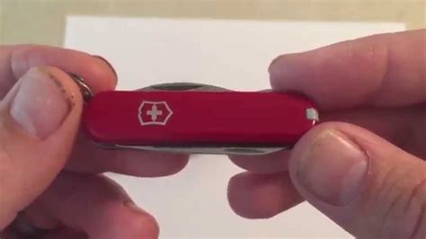 VICTORINOX SWISS ARMY RALLY SWISS ARMY KNIFE REVIEW - YouTube