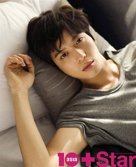 Jung Yonghwa For 10 Star - Jung Yong Hwa Photo (38154080) - Fanpop