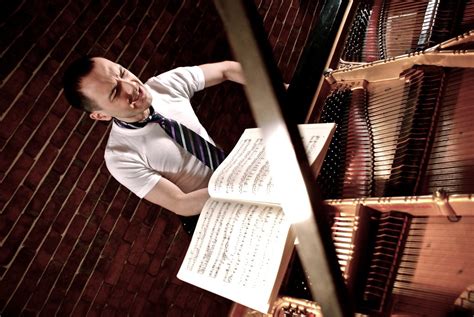 sing sang sung | aggro schauend und spielend und singend....… | Flickr