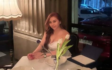Mengenal Renna Dyana, Selebgram Sekaligus Entrepreneur yang Diduga Jadi ...