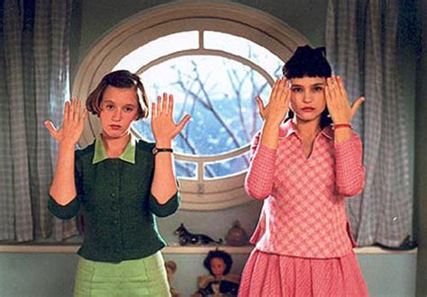 8 женщин / 8 femmes (2002): фото, кадры и постеры из фильма - Вокруг ТВ.