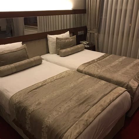 ESCARDIN HOTEL - Updated 2024 Reviews, Photos & Prices