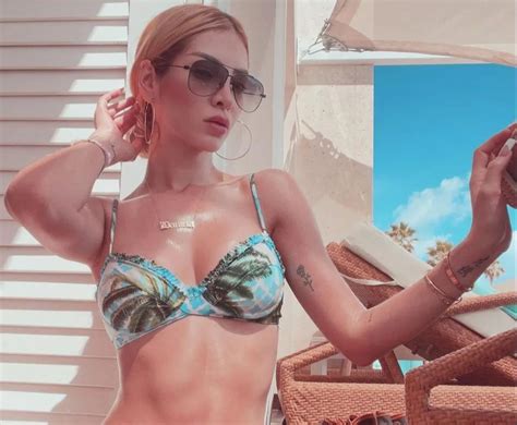 Dani Duke se subió la tanga, mostró su tatuaje pélvico y dejó babeando a La Liendra - LaKalle