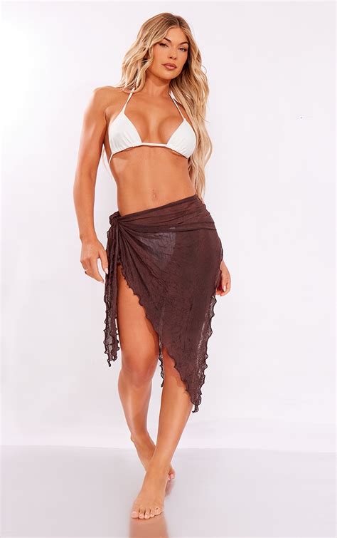 Brown Crinkle Sarong | Swimwear | PrettyLittleThing CA