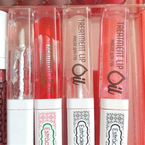 В наличии! Масло для губ от Estrade «treatment lip oil» Масло для губ ...