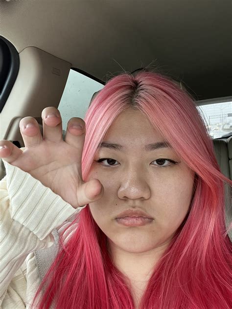 ღ 𝓬𝓱𝓻𝓲𝓼𝓽𝓲𝓷𝓪 ⋈ 🐢🐱 on Twitter: "aju nice soon 😳"