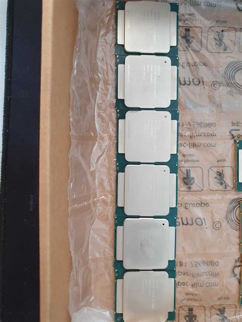 Procesoare Intel Xeon E5-2620v3 Chiajna • OLX.ro