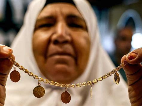 Gold prices soars in Dubai by Rs 22 per gram: Find prices here