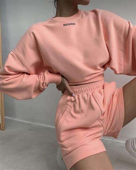 Pin de ladyxwex en Стиль | Ropa de moda, Moda de ropa, Ropa