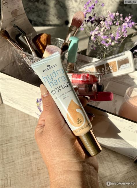 Увлажняющий крем для лица с тонирующим эффектом Essence Hydro hero 24h ...