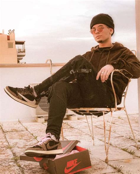 Jimko Birthday, Real Name, Age, Weight, Height, Family, Facts, Contact ...
