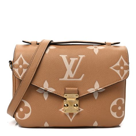 LOUIS VUITTON Empreinte Monogram Giant Pochette Metis Arizona Beige ...