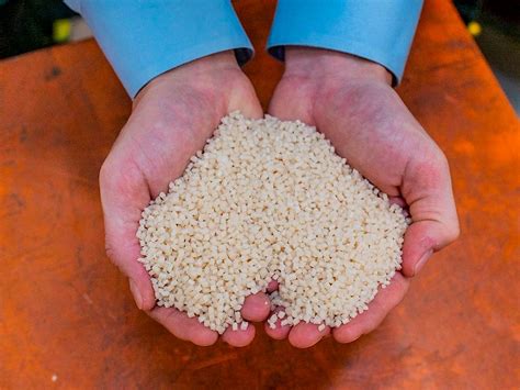 AirCarbon: This Regenerative BioMaterial Replaces Plastic & Captures ...