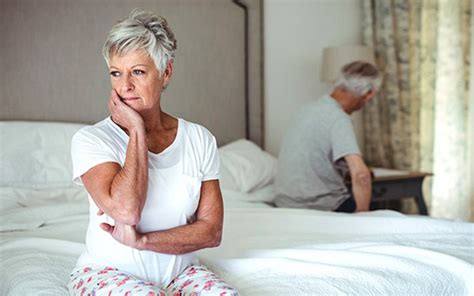 Недержание мочи у женщин после 50 лет: причины и лечение | Mosmedic.com