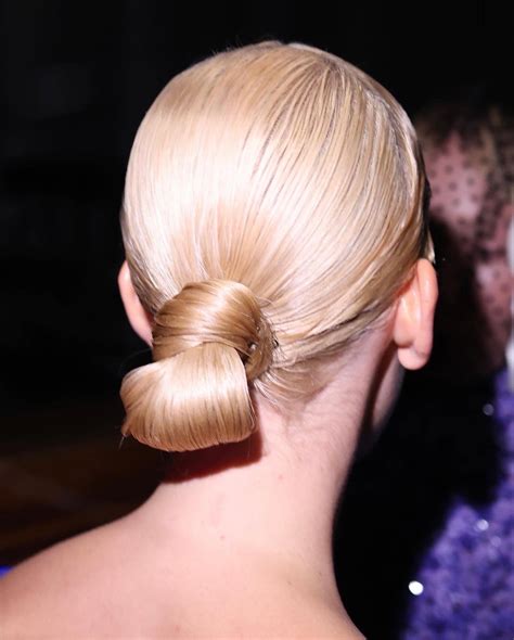 Top 183 + Various types of hair buns - polarrunningexpeditions
