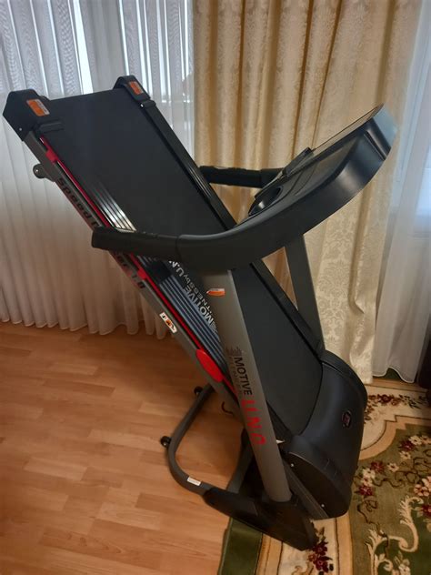 Продам беговую дорожку