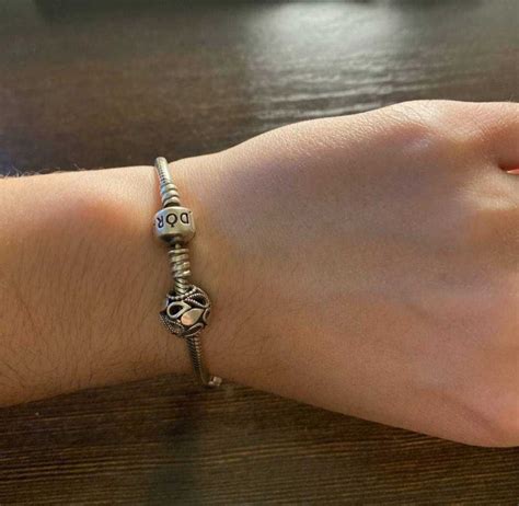 Oryginalna srebrna bransoletka Pandora z zawieszkami Rabka-Zdrój • OLX.pl