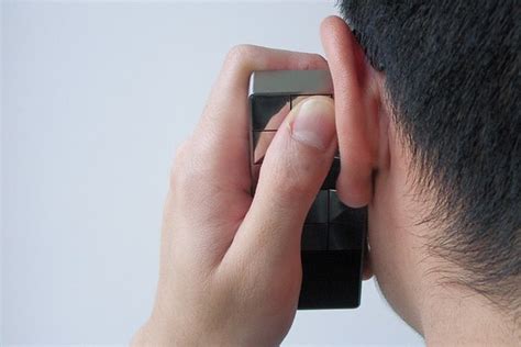 Tactile Mobile Phone – мобильный телефон для слепых людей