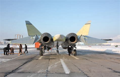 Т-50 продолжают испытания