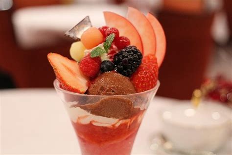 SHISEIDO PARLOUR SALON DE CAFE, Ginza - Tokyo Station / Ginza ...