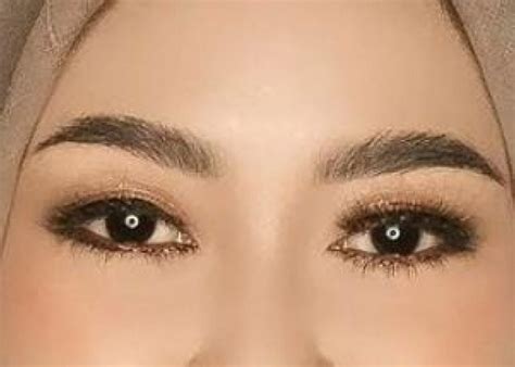 9 Cara Make Up Natural untuk Sehari-hari Wajib Coba untuk Kalian yang Pemula
