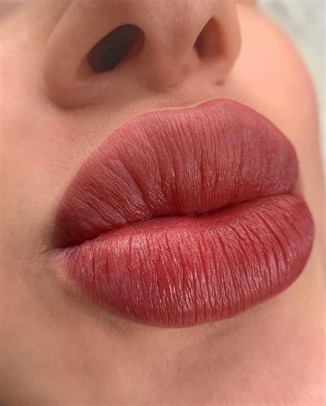 Перманент губ in 2022 | Lipstick, Beauty, Ksu