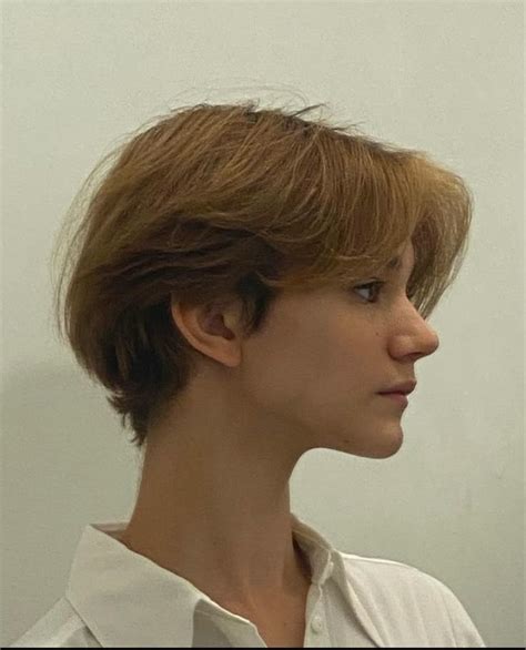 женская короткая стрижка | Cabelo curto bonito, Aparência de cabelo ...