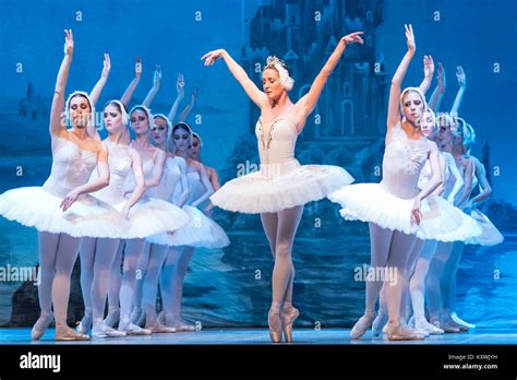 Dance ballerina ballet russian hi-res stock photography and images - Alamy