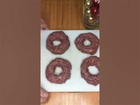 Мясные кольца в беконе 🤤 - YouTube