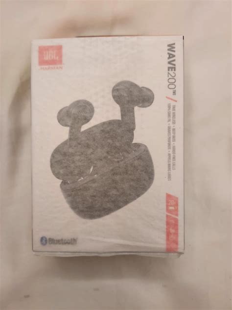 JBL Wave 200 TWS, Audio, Earphones on Carousell