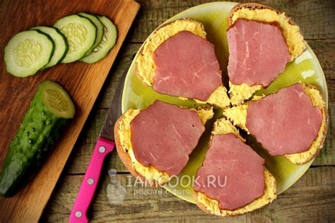 Бутерброды с ветчиной, рецепт с фото. Как приготовить бутерброды с ...