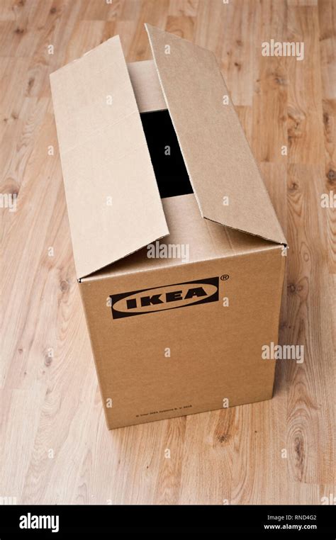 cardboard box Ikea Stock Photo - Alamy