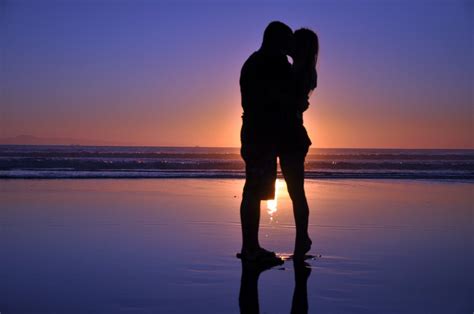 50 Best Romantic Pictures To Show Your Love – The WoW Style