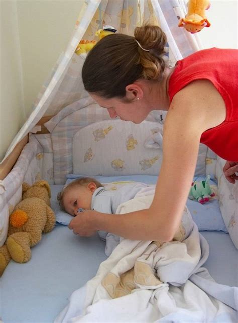 Как уложить ребенка спать на ночь