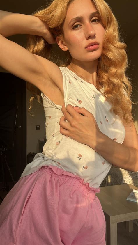 Smooth on all sides : r/ArmpitMix