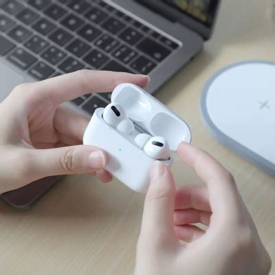 Беспроводные наушники TWS BOROFONE BW03 Plus, Bluetooth, белый оптом