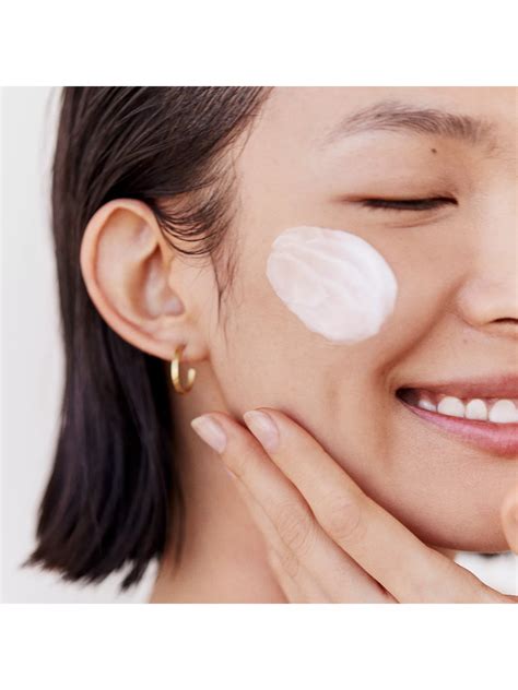 Fresh Rose Deep Hydration Face Cream, 50ml