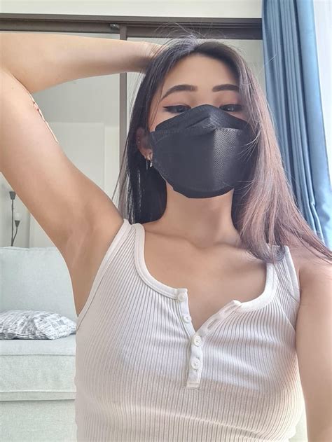 Teasing you daily : r/AsianArmpits