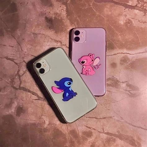 В AnyCase Вы можете заказать парные чехлы: для себя и своей второй ...