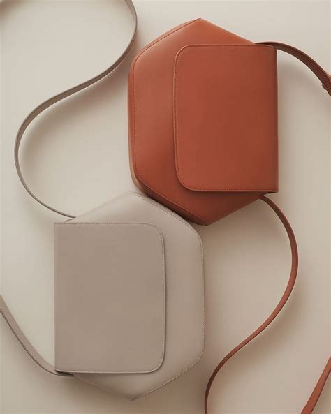 Pin by Rudikos on Сумки четверг | Women bags fashion, Girly bags ...
