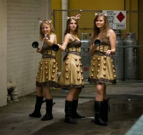 Bunny's Victory: Doctor Who Wednesday: DW Halloween Costumes