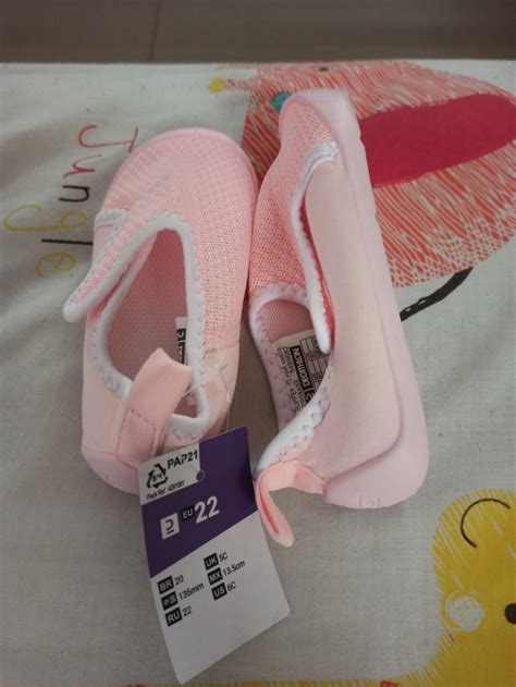 Barefoot Shoes Decathlon Domyos, Bayi & Anak, Lainnya di Carousell