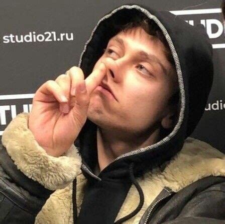 Pin oleh krlnvcv di Паверпаффф