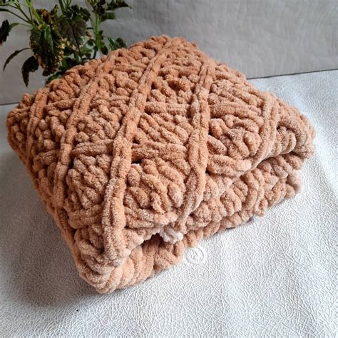 Плед из пряжи Alize Puffy | Winter hats, Hats