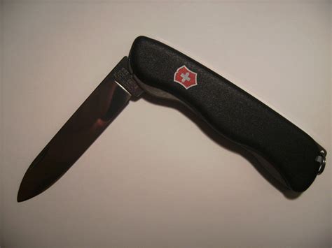 VICTORINOX - Sentinel - Testberichte - Blankwaffen - CO2air.de