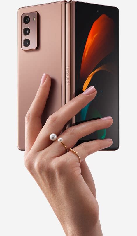Сгибаемые смартфоны Galaxy Z Fold2 и Z Flip | Samsung РОССИЯ