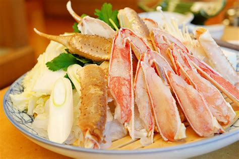 Kani Doraku Dotombori Honten かに道楽 OSAKA – Iconic Must-Visit Crab ...