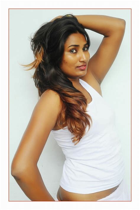 Swathi Naidu Unseen Hot photos - Spicy Masala Gallery