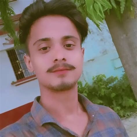 Deepak Kumar (@01_heart_hacked) • Threads, Say more