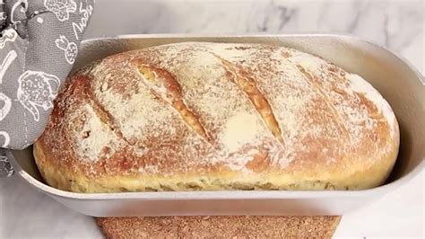Белый дрожжевой хлеб - самый вкусный и простой рецепт хлеба в духовке ...